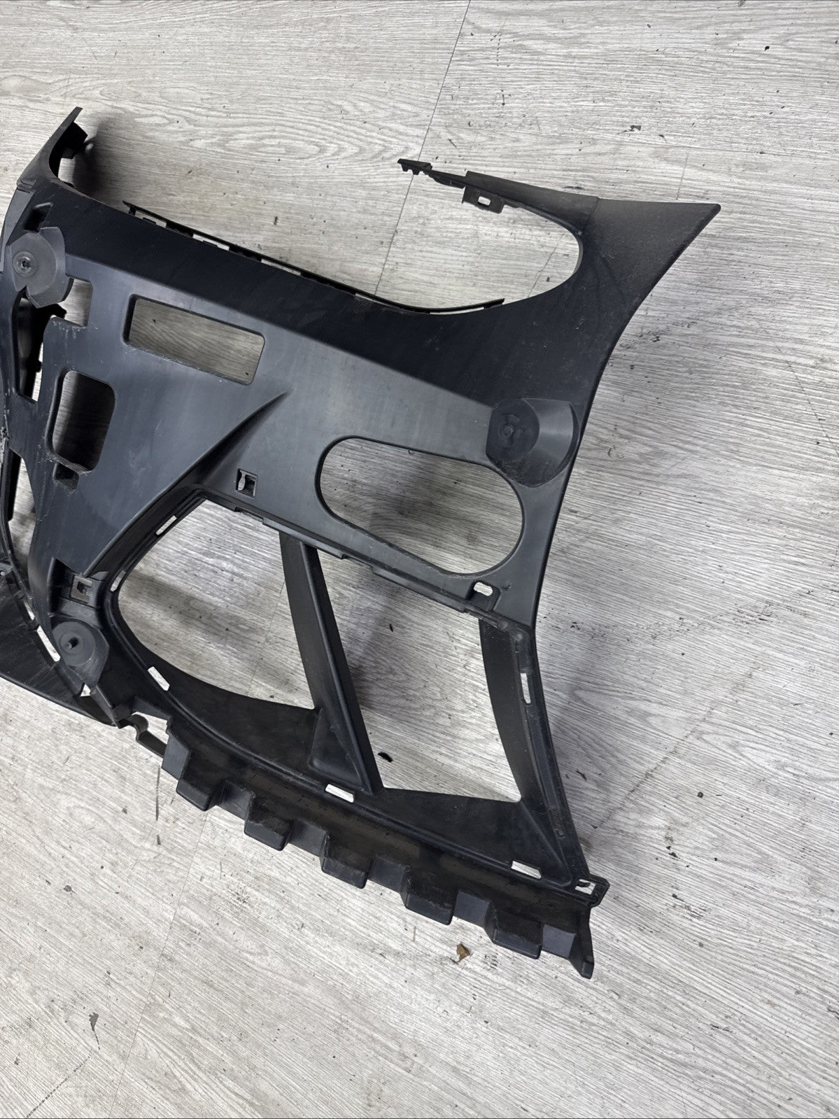 BMW 21-25 G80 G82 G83 M3 M4 Front Right Mount Bumper Bracket Guard OEM ...