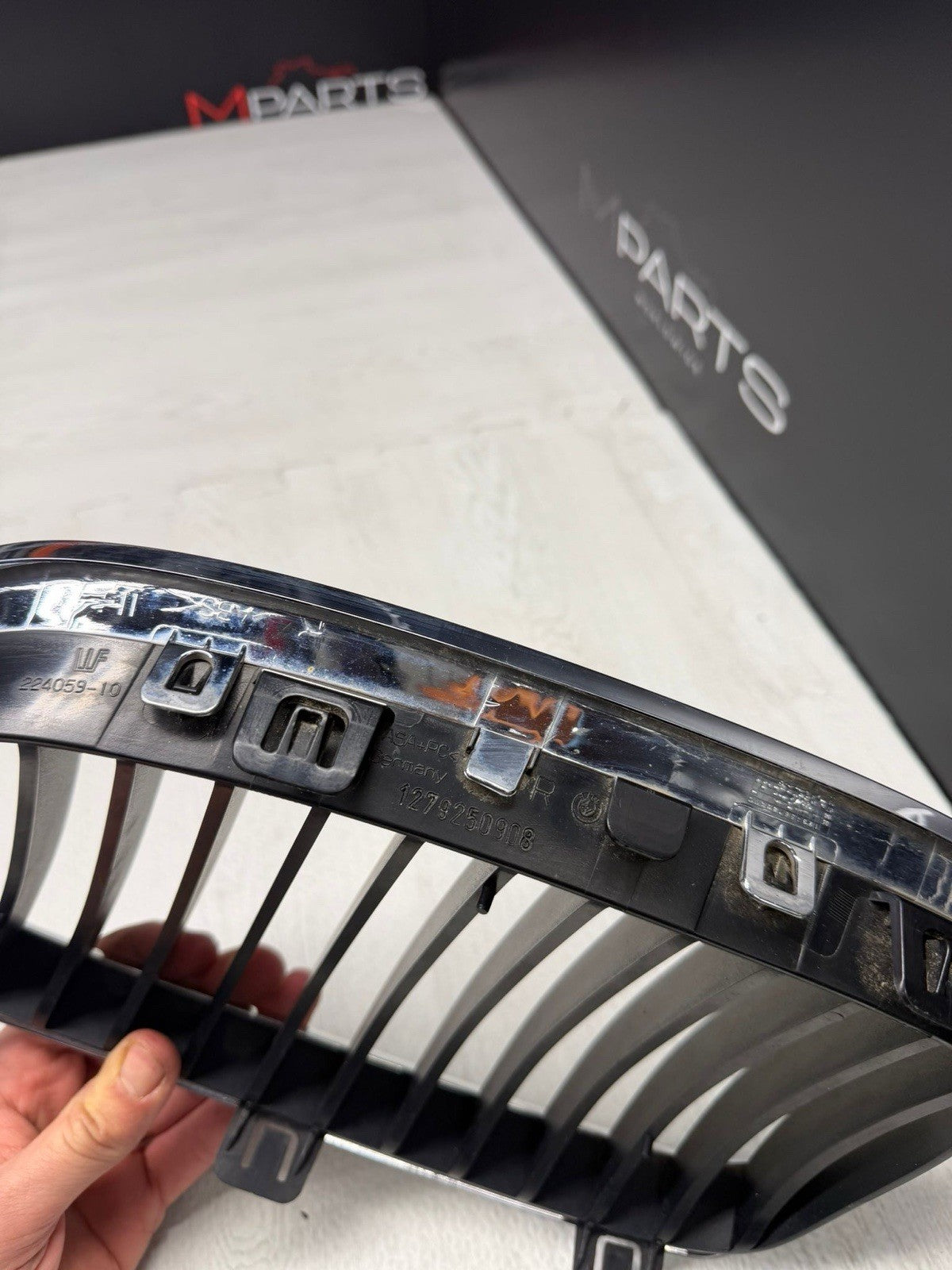 08-13 BMW E90 E92 E93 M3 Front Kidney Grille Right Chrome / Chrome Fin ...